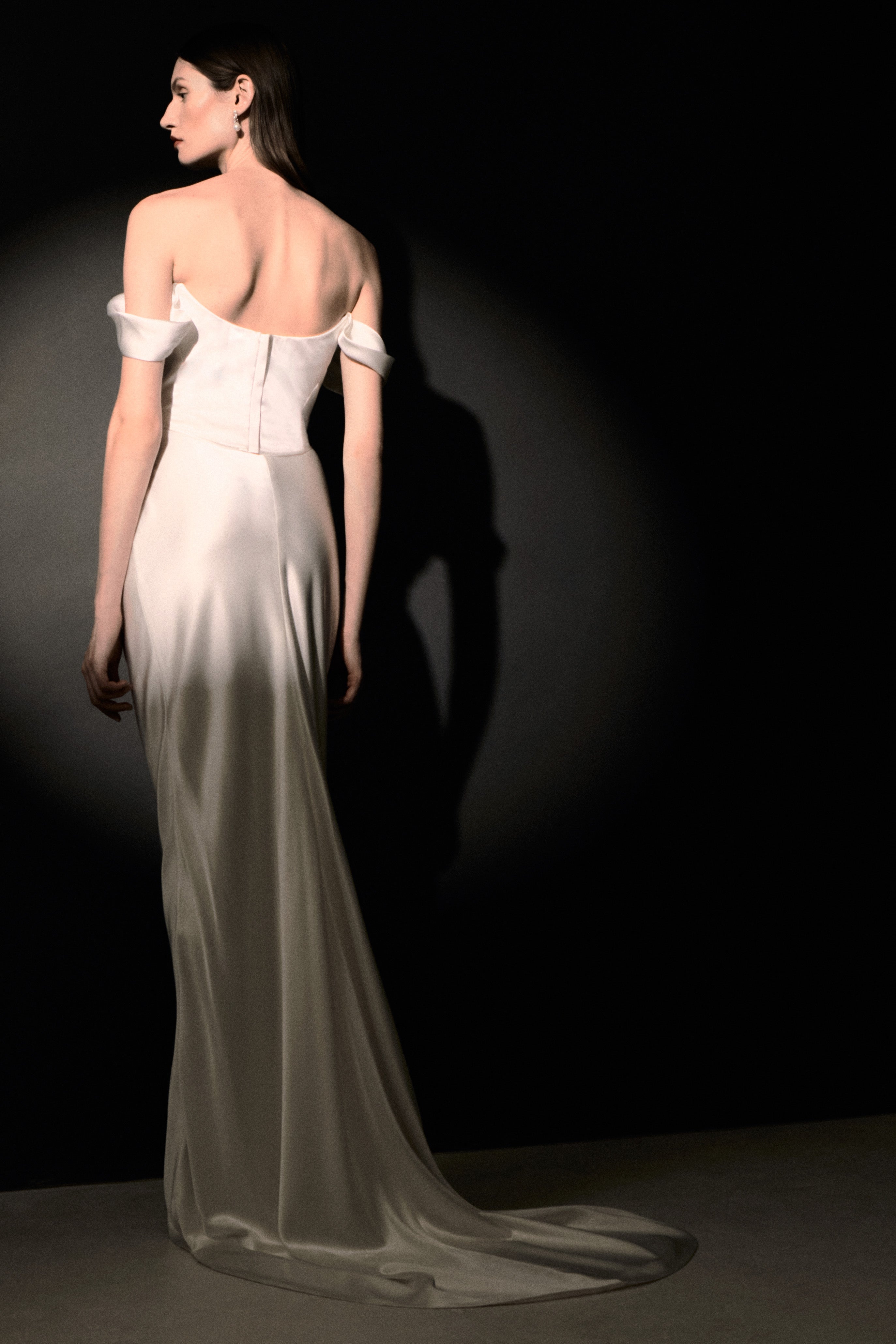 APHRODITE – Alix London